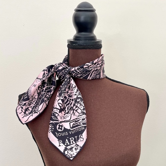 Louis Vuitton | Accessories | Authentic Louis Vuitton Scarf Monogram ...